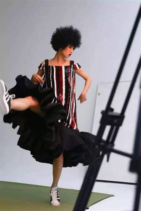 「劉欣潔fox」驚艷《愛上超模2》第三集 今晚2130愛奇藝走起 每日頭條