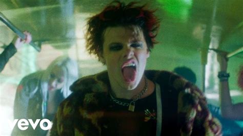 Acting Like That Lyrics Yungblud Lyricshost