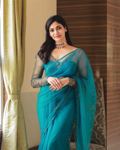 Pin By Donepudi Sumana On Blouse Design Saree Designs Party Wear