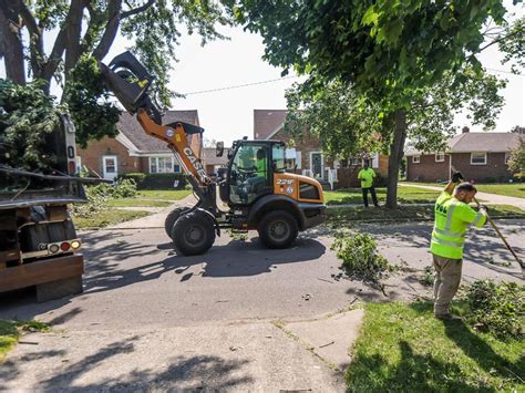 City Of Toledo Posts Tornado Updates About Trash Power Buses