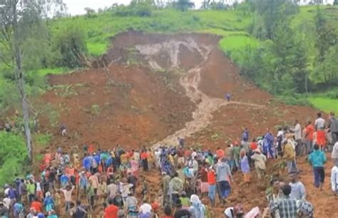 A Mudslide Kills At Least 157 People Absolute News