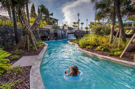 25 Best Hotels With Lazy Rivers Per Travel Experts