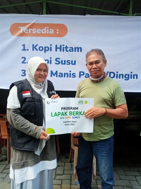 Wajah Baru Warung Pak Alan Program Lapak Berkah UPZ Bank Sumut IZI