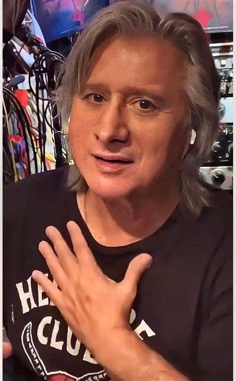 Pin By Charlotte On Steve Perry Journey Steve Perry Steve Perry