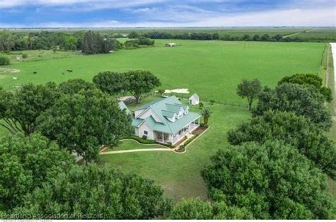Check Out These 5 Florida Homes With Hidden Secret Rooms Orlando Fl
