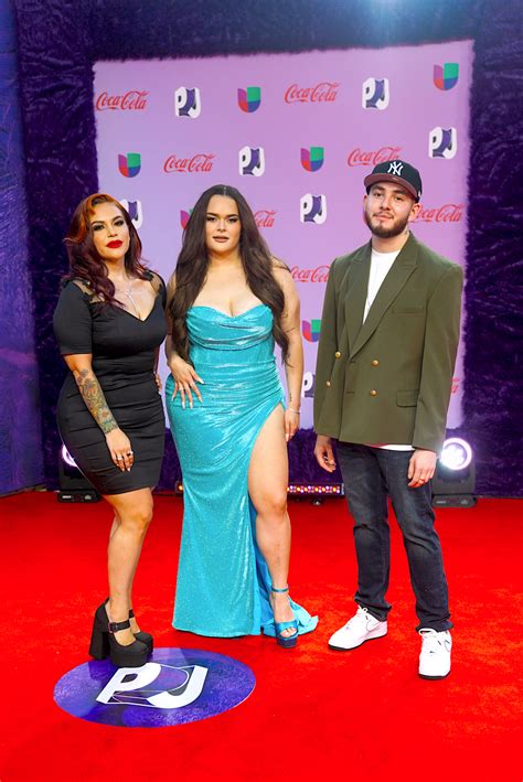 Jenicka López Bikini Playa Presume Su Figura Y Sorprende En Redes