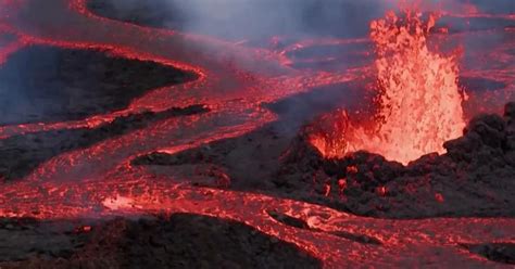 Las Impactantes Imágenes Aéreas De La Erupción Del Mauna Loa El Volcán