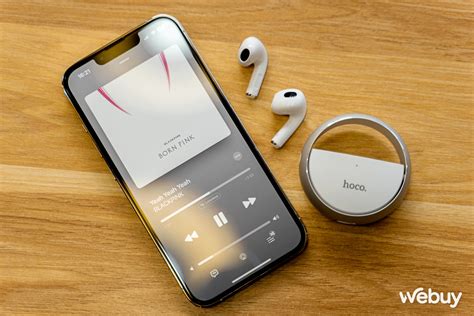Tai nghe Hoco EW23: Hộp sạc xoay tròn lạ mắt, thiết kế y hệt AirPods 3 ...