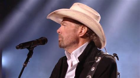 Toby Keith Dont Let The Old Man In Full Performance At Pccas 2023 Video