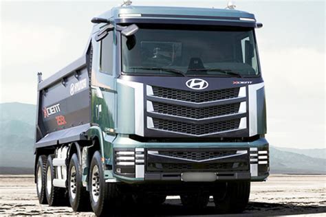 “풀체인지로 돌아왔다”…현대차가 6년 만에 공개하는 대형 트럭 뉴오토포스트