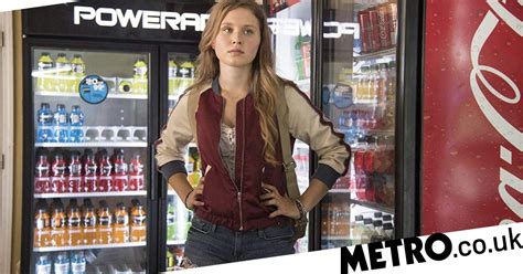 Who Is Sharp Objects Star Eliza Scanlen Who Plays Amma In The Show Metro News