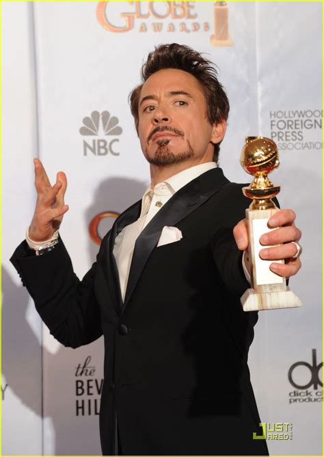 Robert Downey Jr Wins Golden Globe Best Actor Photo 2409801 2010