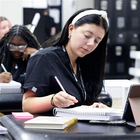 Award Winning Midwest Esthetics School Apply Today