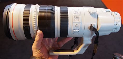 Canon EF 200-400mm f/4 L IS USM Hands-On