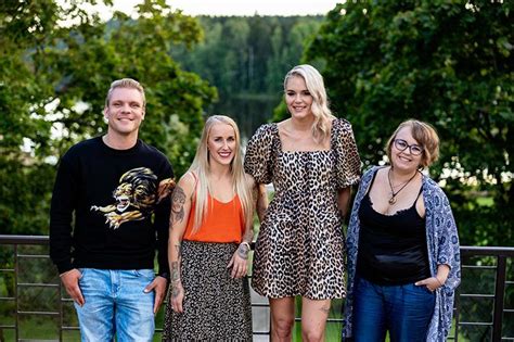 Katso Kikkeliä Piti Saada Sex Tape Suomi Sinkkuäiti Caroline Saa