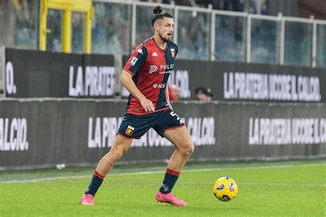 Transferul lui Radu Drăgușin în Premier League devine din ce în ce mai fierbinte