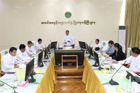 ပြည်ထောင်စုဝန်ကြီး ဦးလှမိုးယူရီးယားမြေဩဇာ ဝယ်ယူဖြန့်ဖြူးရောင်းခ