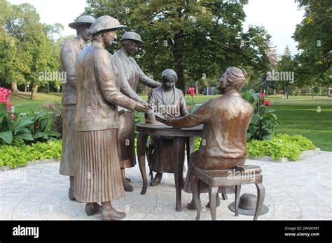 Canadian Suffragettes Who Got The Right To Vote In Canada And Manitoba In