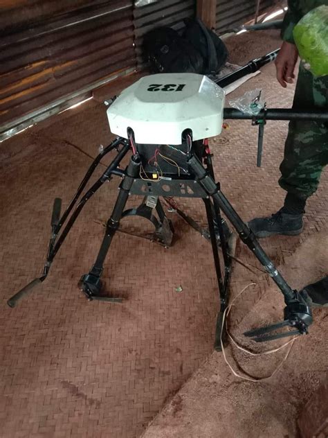 ဆီဆိုင်မြို့ လွယ်ထွယ်ရွာအနီးတိုက်ပွဲတွင် စစ်ကောင်စီတပ်ဖွဲ့ဝင် အလောင်း ၁၀ လောင်းနှင့် လက်နက်များ