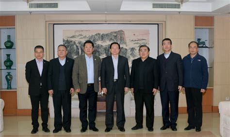 澳大利亚教育管理集团总裁李新庆一行来访 山东科技大学新闻网