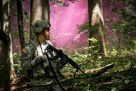 Troops Sharpen Skills During Leaders Course Article The United
