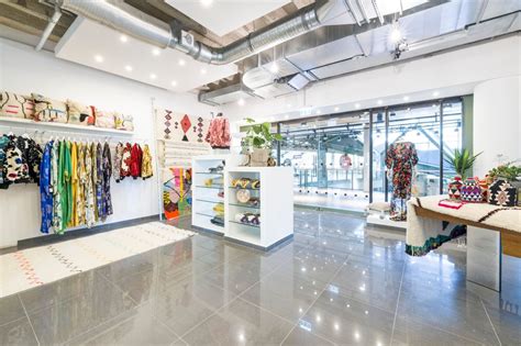 Shopping & Showrooms / BIKINI BERLIN - The Concept Shopping Mall