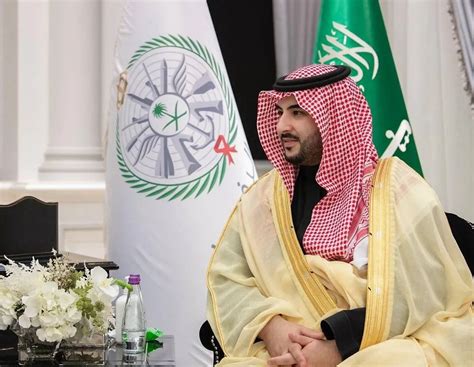 Saudi Defense Minister Us Defense Secretary Discuss Cooperation