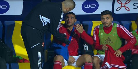 خروج رامي ربيعة مصابًا في مباراة الأهلي وبيراميدز وياسر إبراهيم بديلًا له