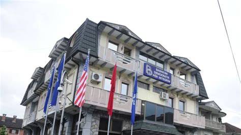 ДУИ ВМРО ДПМНЕ ги принуди ВЛЕН да го поддржат Законот за бранители во