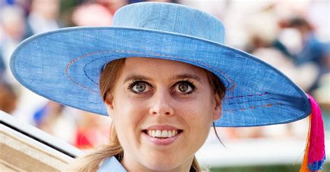 Princess Beatrices Best Outfits Dresses Style Moments Pics