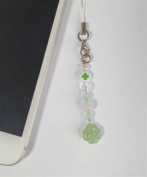 11할인 행운의 네잎클로버 비즈 원석 키링 에이블리