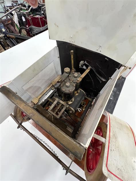 Bonhams Cars A Large Scale White Steam Powered Scratch Built Model Car