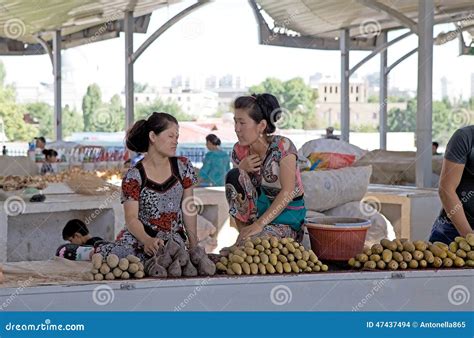 Bazaar Editorial Stock Image Image Of Women Tradition 47437494