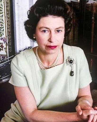 Pin By 010 5471 6843 On Queen Elizabeth Queen Elizabeth Her Majesty