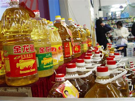 金龙鱼股价暴跌背后：回应油罐车事件，强化食品安全监管财富号东方财富网