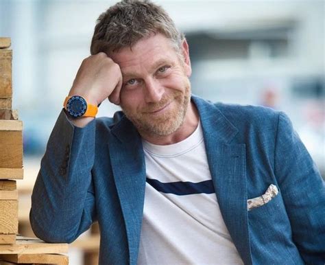 САМО В ПИК И РЕТРО Вергов избяга в Италия СНИМКИ Информационна