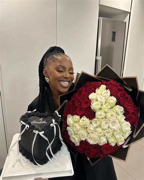 Simphiwe Nomonde Funwa On Instagram Grad Dump🎓🖤🎞️🎥📸