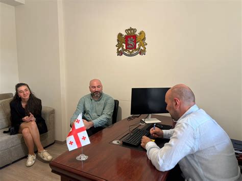 აკაკი 🔹საბურთალოს რაიონის ბიუროში მოსახლეობასთან შეხვედრებს აქტიურად