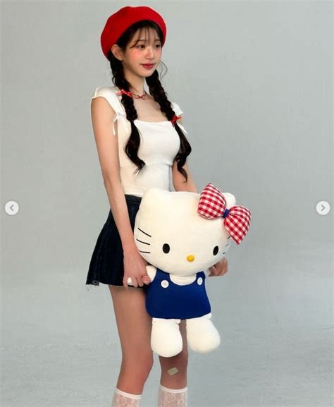 장원영 인형보다 더 인형 같은 비주얼…과즙미 미모 [n샷] 헉스