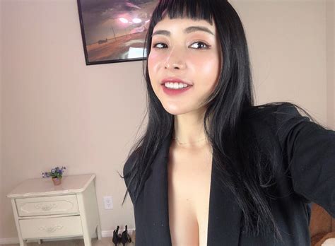 美女网红谭晓彤最新自拍魔鬼身材让人遐想 搜狐大视野 搜狐新闻