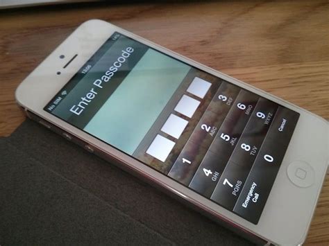 Hacking Iphone To Bypass Ios 7 Lockscreen