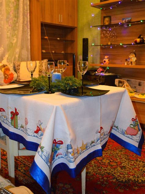 Hummingbird: Новогодняя скатерть "Снеговики"/ Cristmas tablecloth "Snowmen"