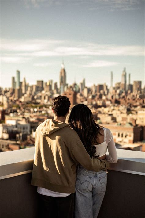 Vintage Couple New York City Rooftop Photoshoot Fotos De Casais