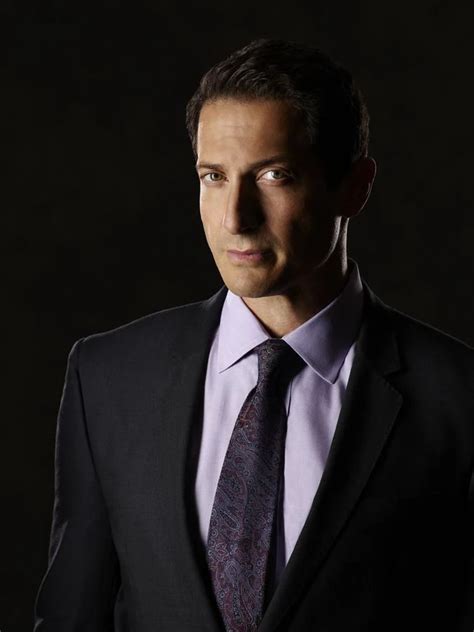 Sean Renardpersonalidad Y Apariencia Wiki Grimm Fandom