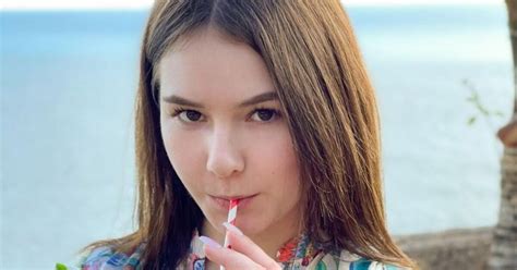 Marfa Pushkina Bieloruská Lolita Valcuje Internet