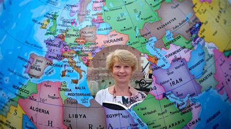 Help Dispel The Myth Of Brits Abroad For Campaign Neweuropeans Uk