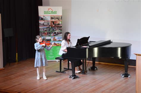 Sukces skrzypaczek V edycja Viole i Violinki Publiczna Szkoła