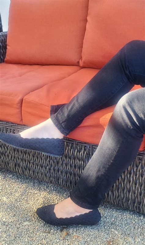 Dangle Rflatsfetish