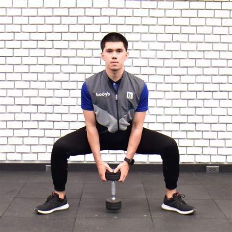 Sumo Squat เครื่องออกกําลังกาย Irontec