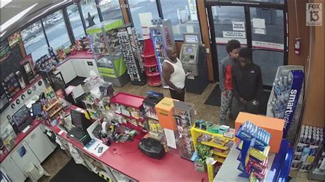 Watch Suspects Rob Store While Clerk Suffers Heart Attack Ktvu Fox 2